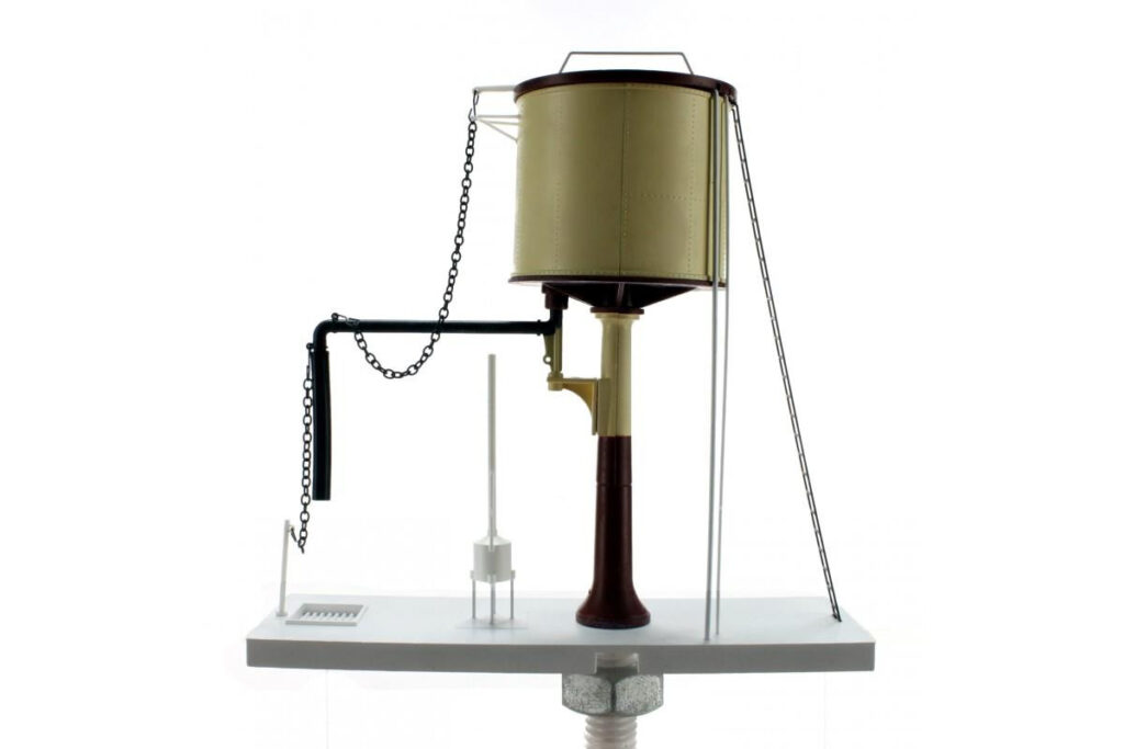 Dapol 4A-002-005 GWR Water Tower - Flat Top - Chocolate and Cream ...