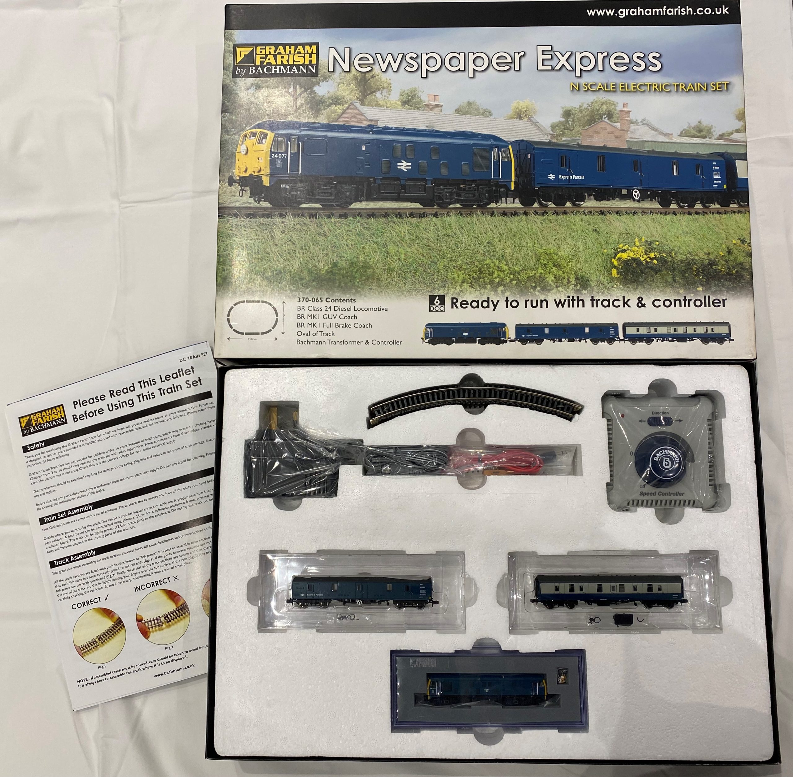 Graham Farish 370-065PO Newspaper Express Diesel Train Set Pre-owned ...